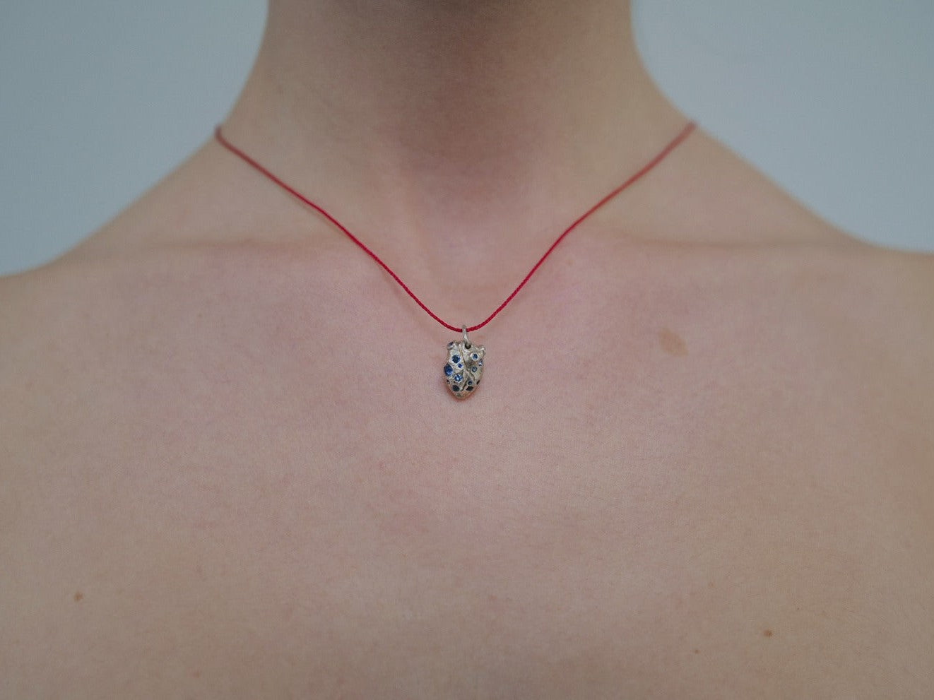 The Loving Heart - Red Silk Edition (silver) – Bjørg Jewellery